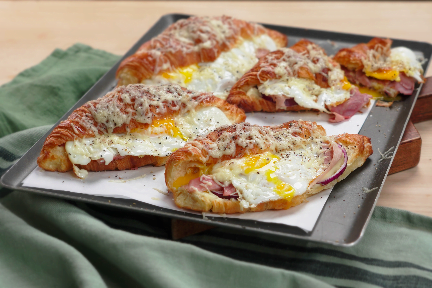 Ham and Cheese Croissant Sandwich | Taste France Magazine