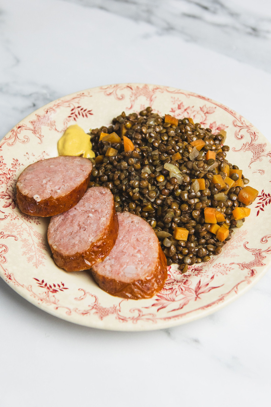 Morteau sausage PGI and stewed Puy lentils PDO | Taste France Magazine